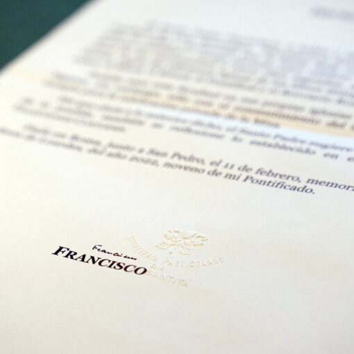 Decree of Pope Francis confirming the use of the 1962 liturgical books ...